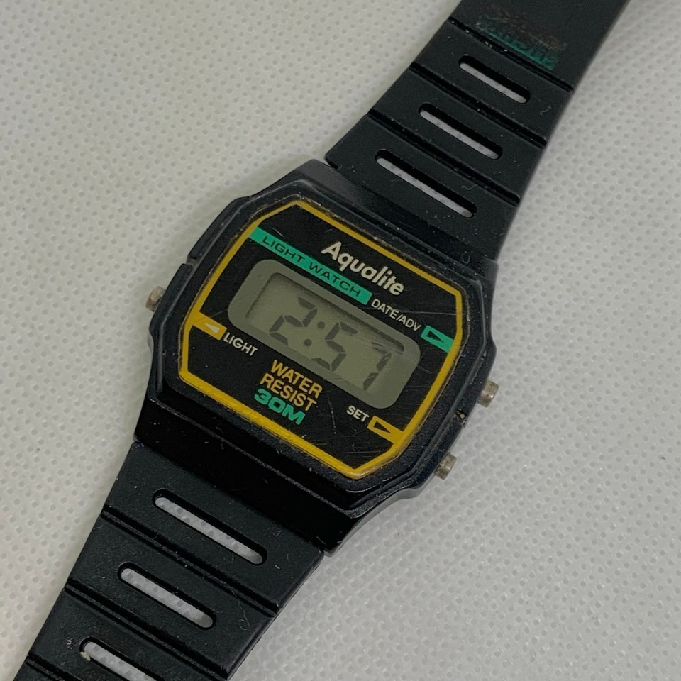 Vintage Aqualite digital Quartz watch black tone 36mm 30MWR plastic ...
