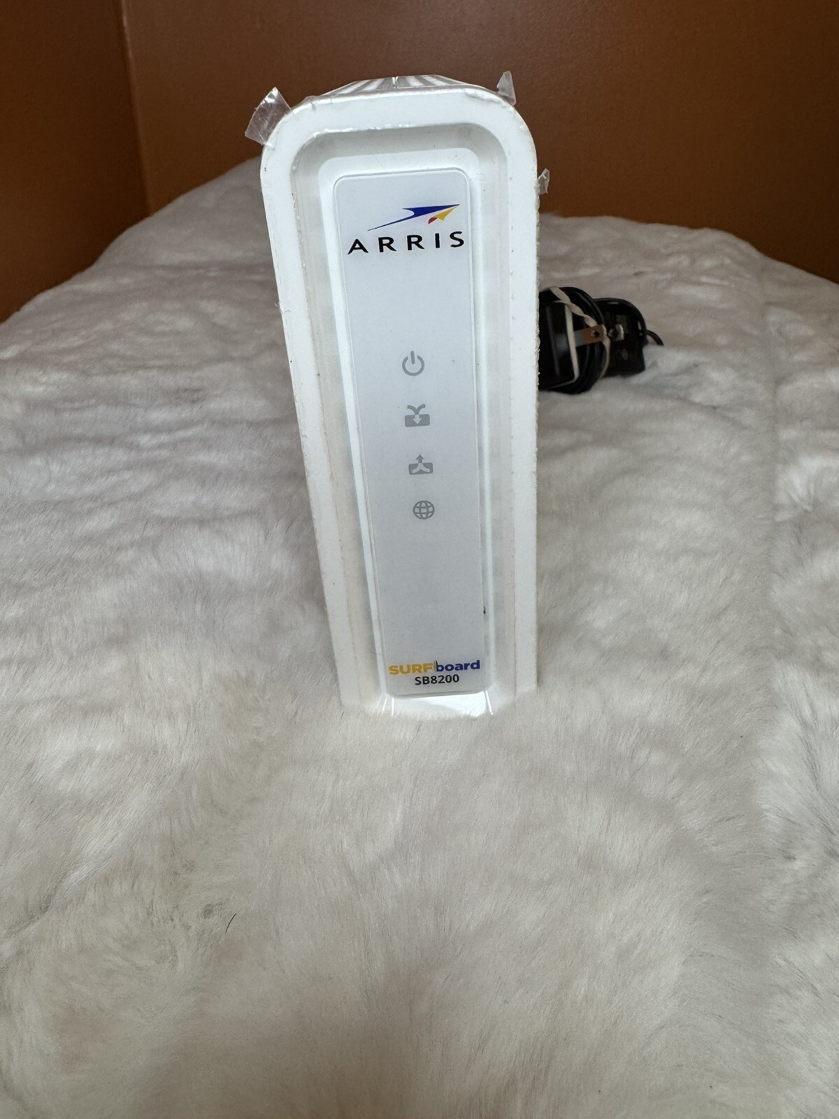 ARRIS SURFboard SB8200 DOCSIS 3.1 Cable Modem 10 Gbps 2 Ports 32X8 ...
