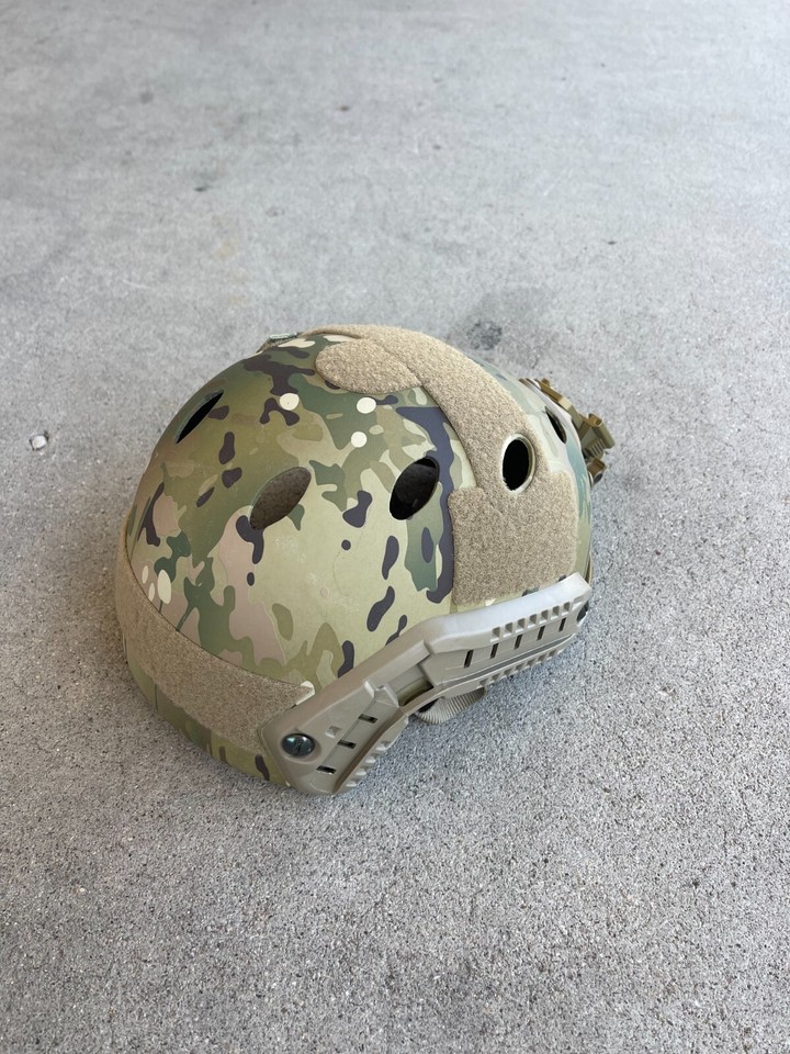 Ops Core Carbon Multicam Bump Helmet w/ Tan Wilcox G19, IR Patch, and ...
