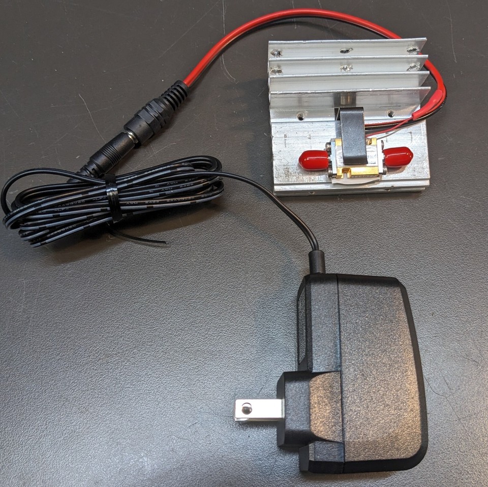 AmpliTech 40dB Gain Low Noise Amplifier 15 to 40 GHz 2.92mm LNA ...