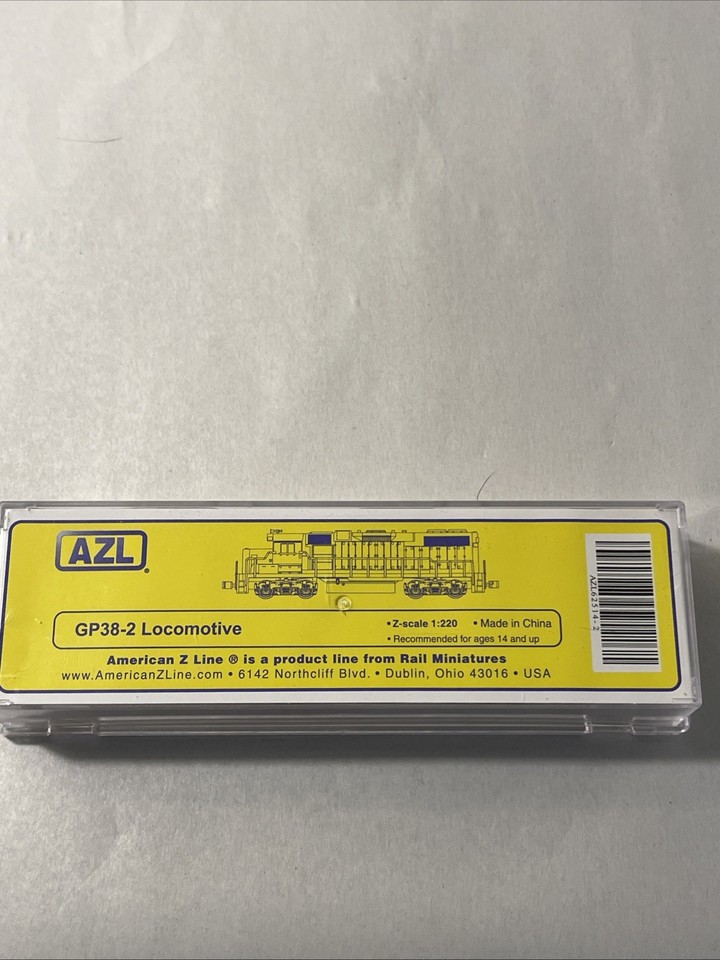 AZL Z Scale Locomotive IC Rail GP38-2 9625 Illinois Central New ...