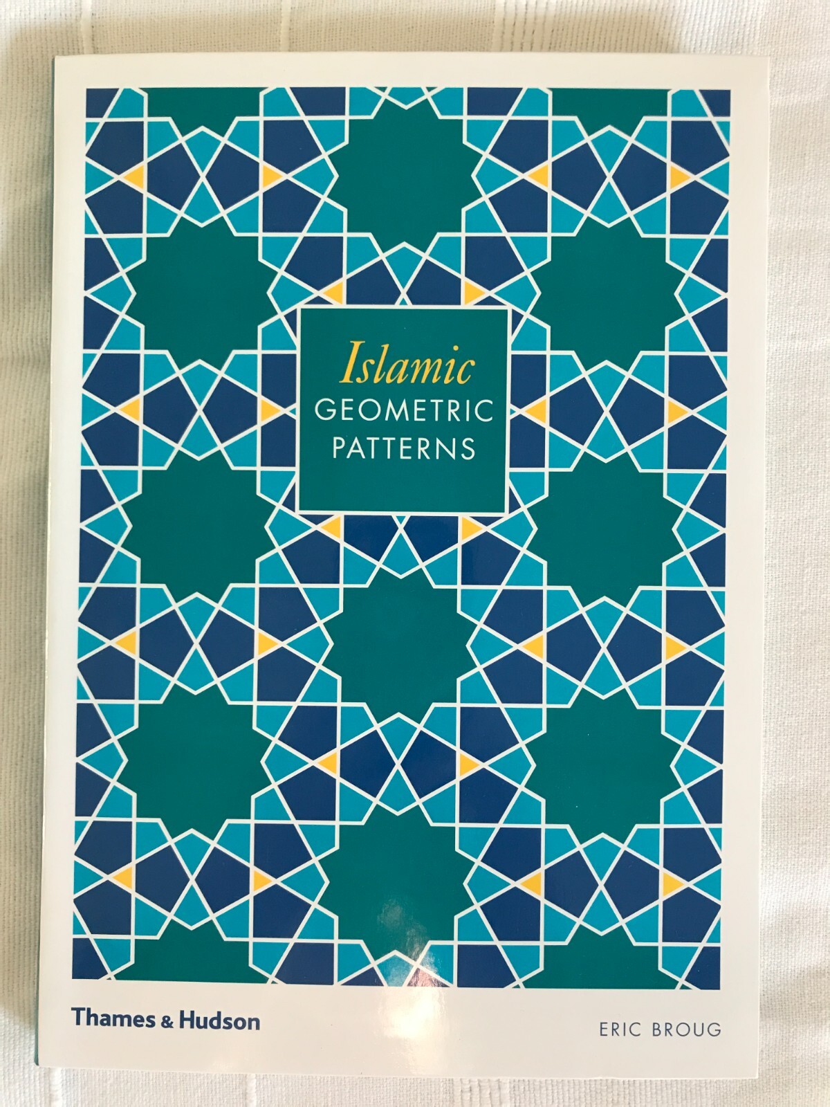 Islamic Geometric Patterns by Eric Broug (Paperback, 2008) for sale ...
