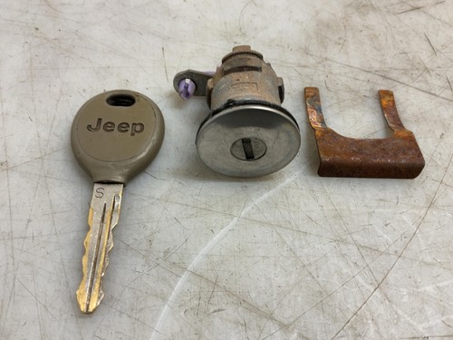 Jeep JK Wrangler OEM Rear Tailgate Lock Cylinder w Key 2007-2017 166458 ...