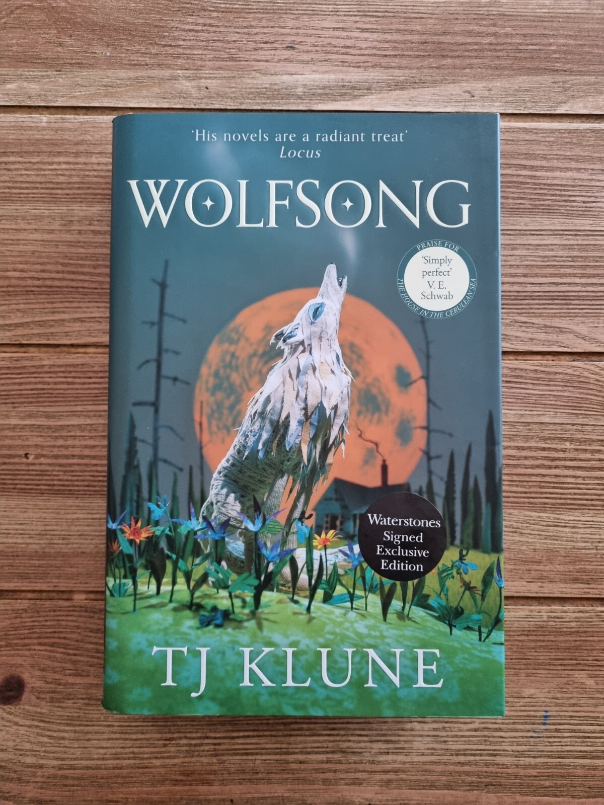 Wolfsong%3A+Signed+Exclusive+Edition+by+T.J.+Klune+%28Hardback%2C+2022 ...