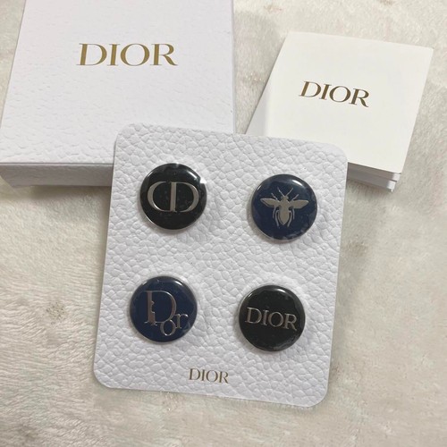 Christian Dior Nouveauté Limitée Pin Badge Lot de 4 Broches Pin's DIOR ...