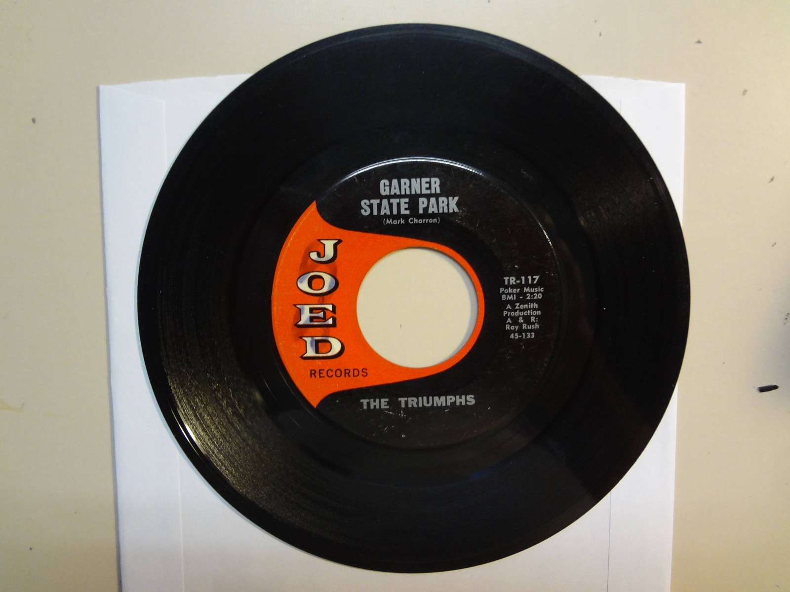 TRIUMPHS: Garner State Park 2:20-On The Loose-U.S. 7" 1964 JOED Records ...