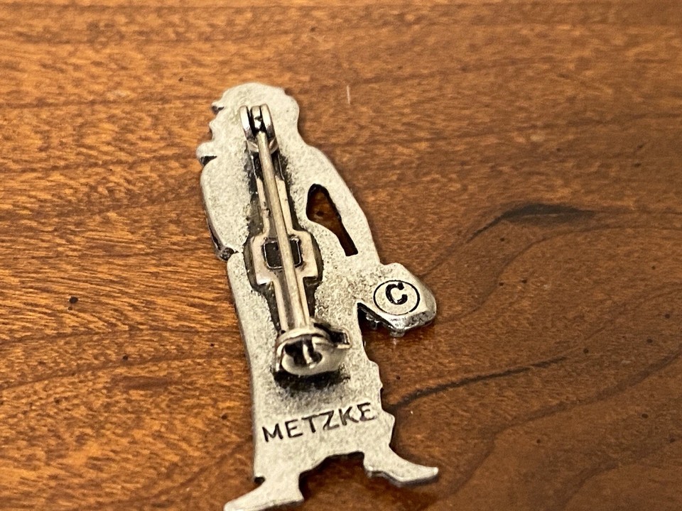 VINTAGE WOMAN BROOCH Signed METZKE FIGURAL PIN COSTUME JEWELRY | eBay