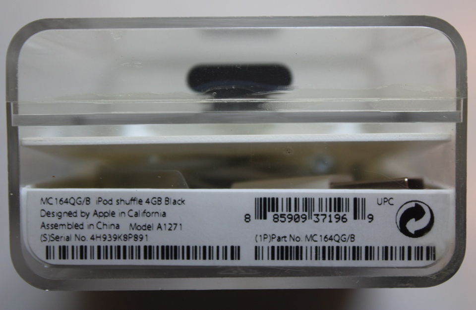 ORIGINAL BLACK Factory Sealed iPod Shuffle 4GB 3rd Generation Model ...