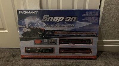 Bachmann Snap-on HO Scale Electric Starter Set Light & Smoke Function 6 ...