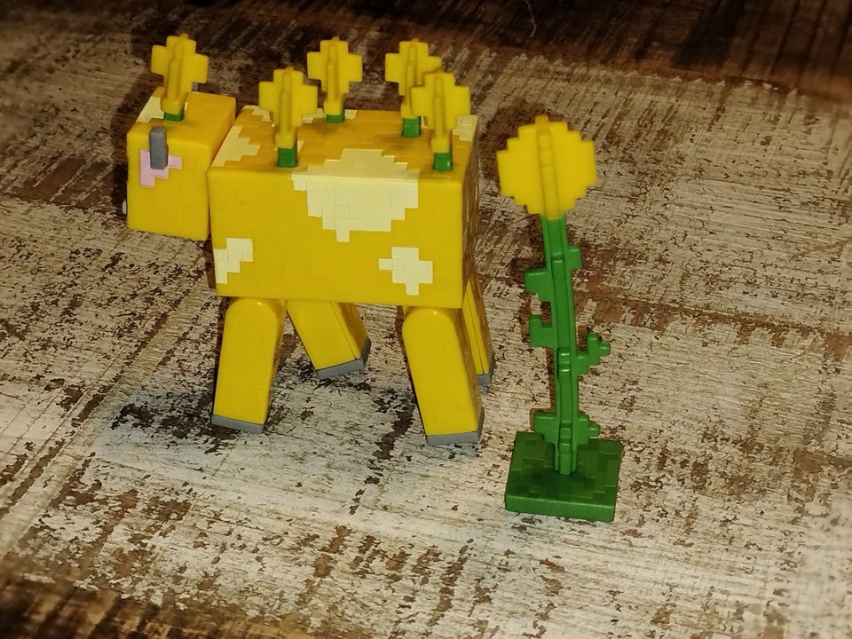 Minecraft Moobloom 3" Figure Yellow Cow Flower Biome Craft A Block ...