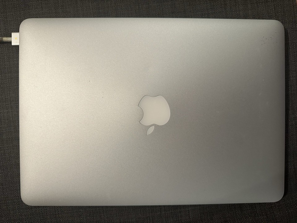 2013 Apple Macbook Pro 13.3"(Intel Core i5 4th Gen 2.6GHz 4GB 128GB ...