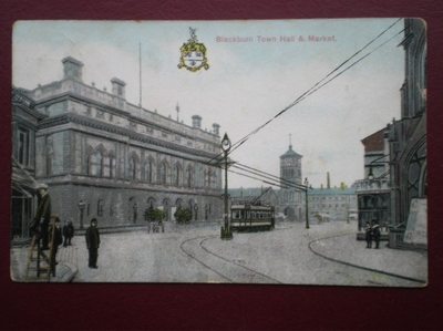 POSTCARD LANCASHIRE BLACKBURN TOWN HALL & MARKET - C1905 TRAM IN STREET ...