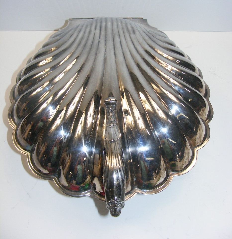 Vintage Silverplate Covered Double Dish Hinged Scalloped Clam Shell ...