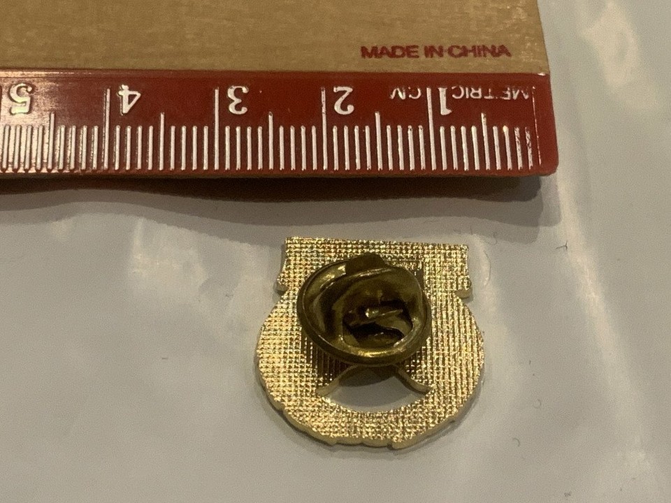 Calgary 5 Pin Bowling 250 Score Lapel Hat Pin BE | eBay