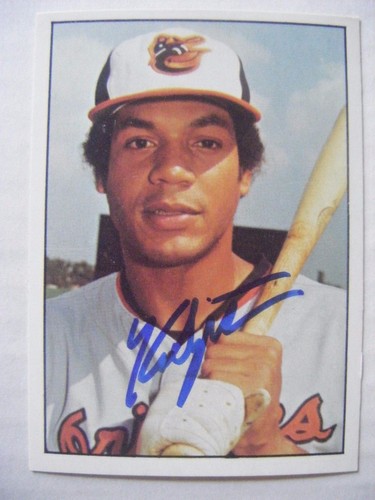 KEN SINGLETON signed ORIOLES 1975 SSPC baseball card AUTO Autographed ...