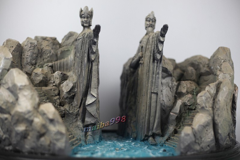 Gates of Argonath Gates of Gondor Statue Model The Lord of the Rings ...