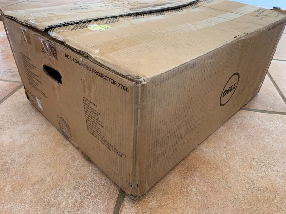 DELL 7760 LASER PROJECTOR, FULL HD 1080P, 5400 LUMENS, ONLY 423 TOTAL ...