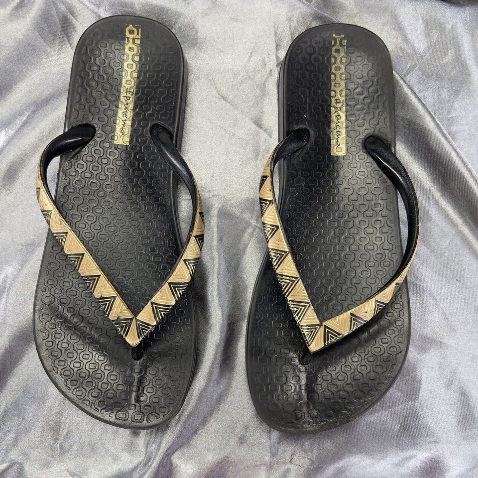 Ipanema Thong Flip Flops Women's 5 / 35.5 Black Gold Triangles Summer ...