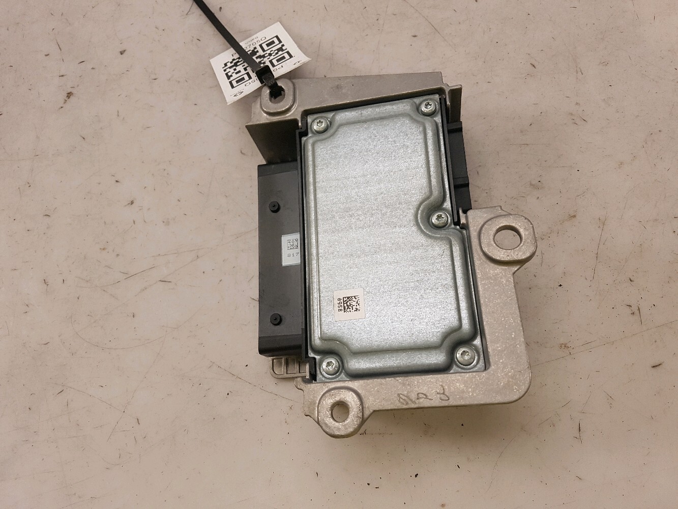 Calculateur d'airbag - Renault CLIO III PH.1 - 8200963406 - P0-2705Q | eBay