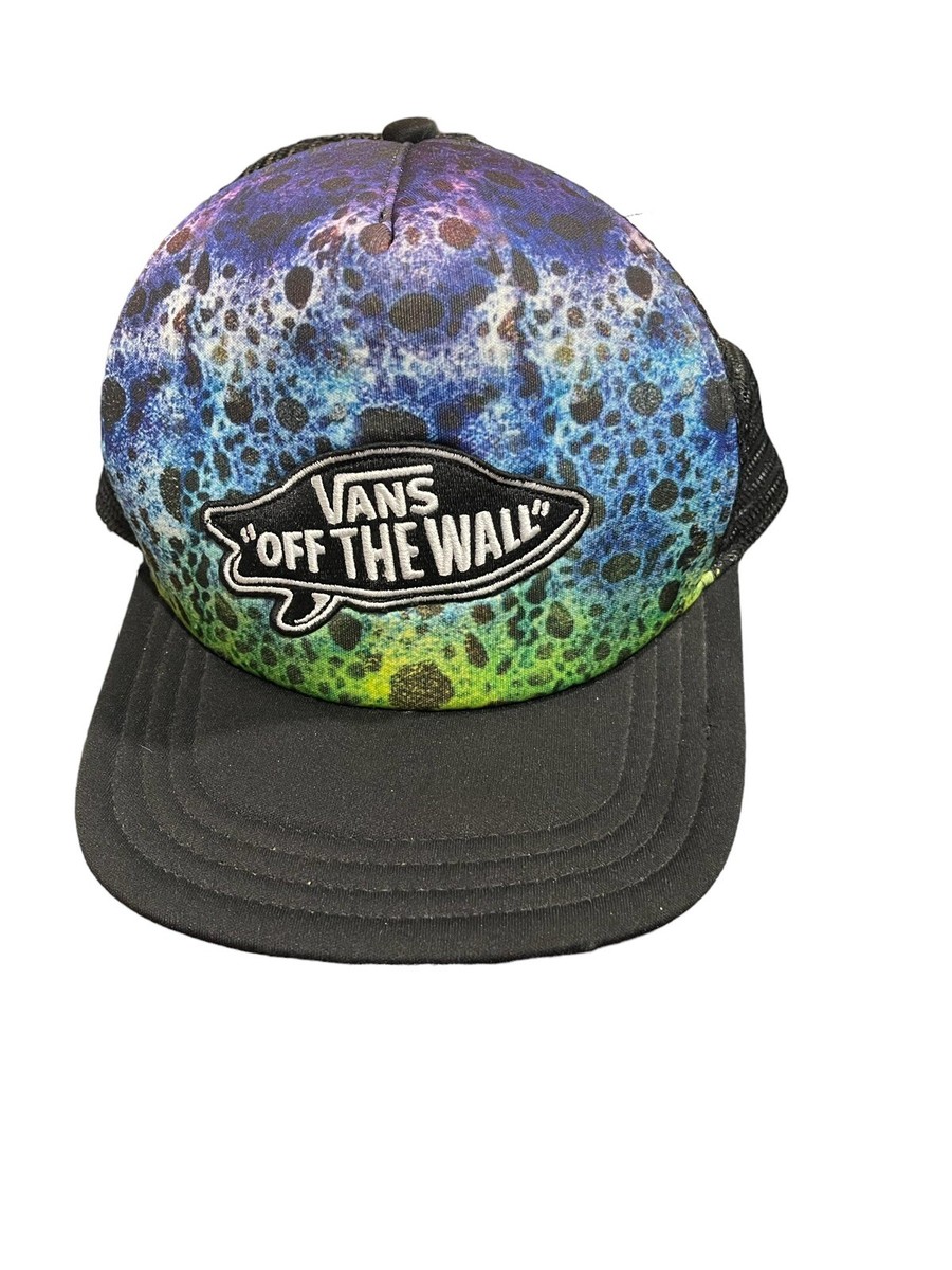 Girls With Snapbacks And Vans