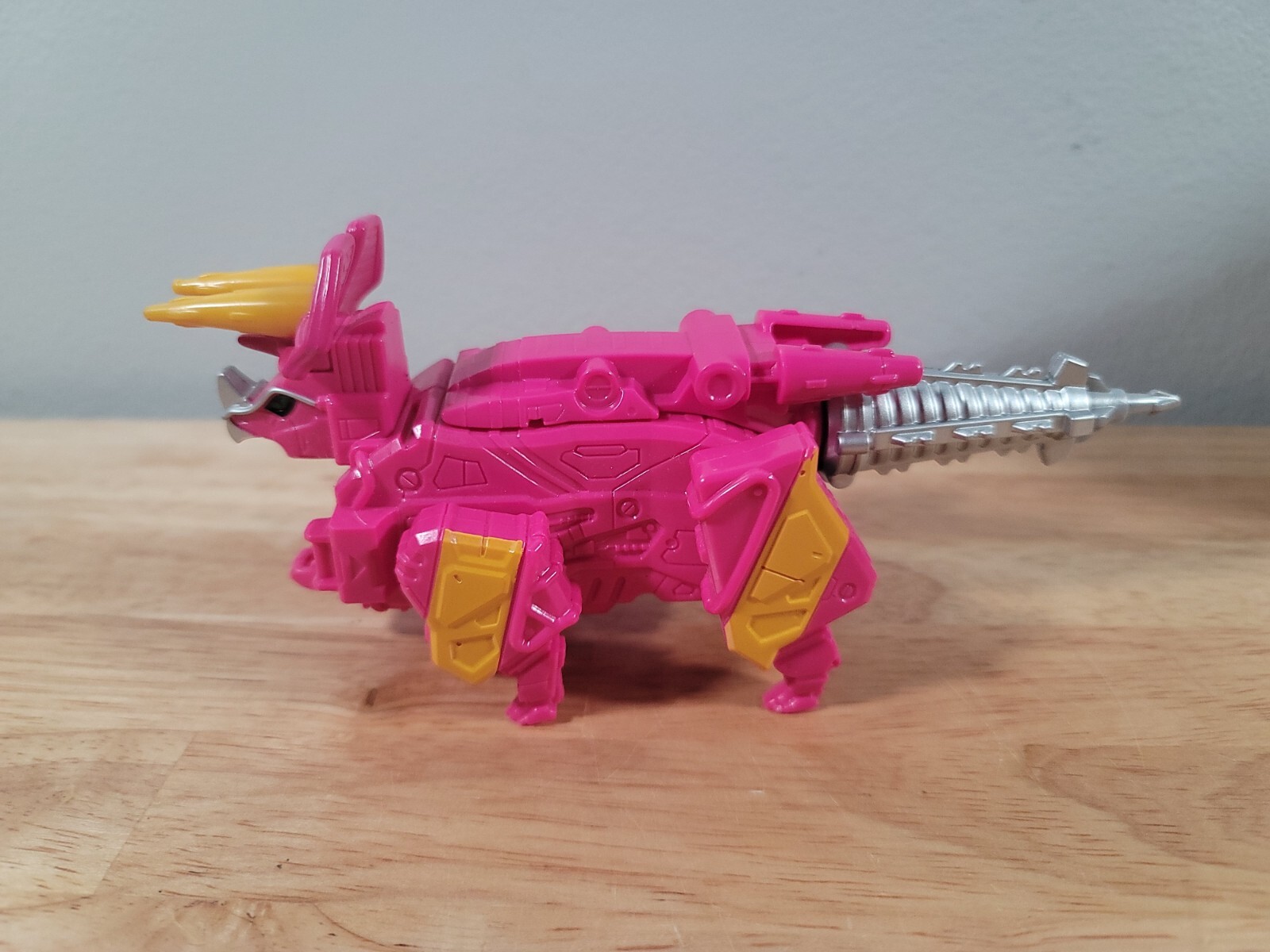 Bandai Power Rangers MMPR Dino Charge Pink Tricera Zord Loose No ...