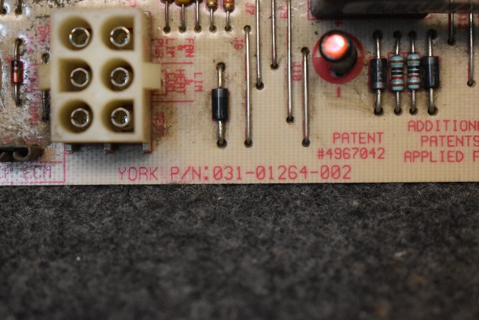 York 031-01264-002 Air Handler Control Circuit Board from F2FP060H06B ...