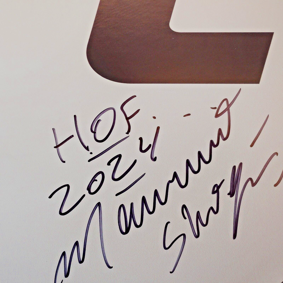 UFC Hall of Fame Signed Ultimate Fighter Ring Girl Card Sign Beckett ...