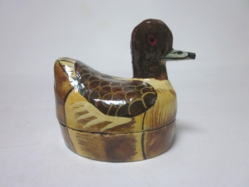 VINTAGE WOOD HAND PAINTED LACQUER DUCK SHAPED TRINKET BOX | eBay