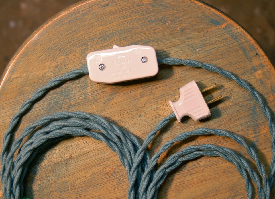 Inline Cord Switch - Leviton Rocker Style Feed Thru Switch, Lamp Wire ...