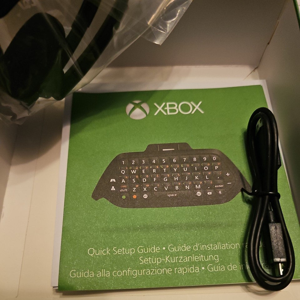 New Official Microsoft Xbox One Controller Chat Pad Keyboard + Headset ...