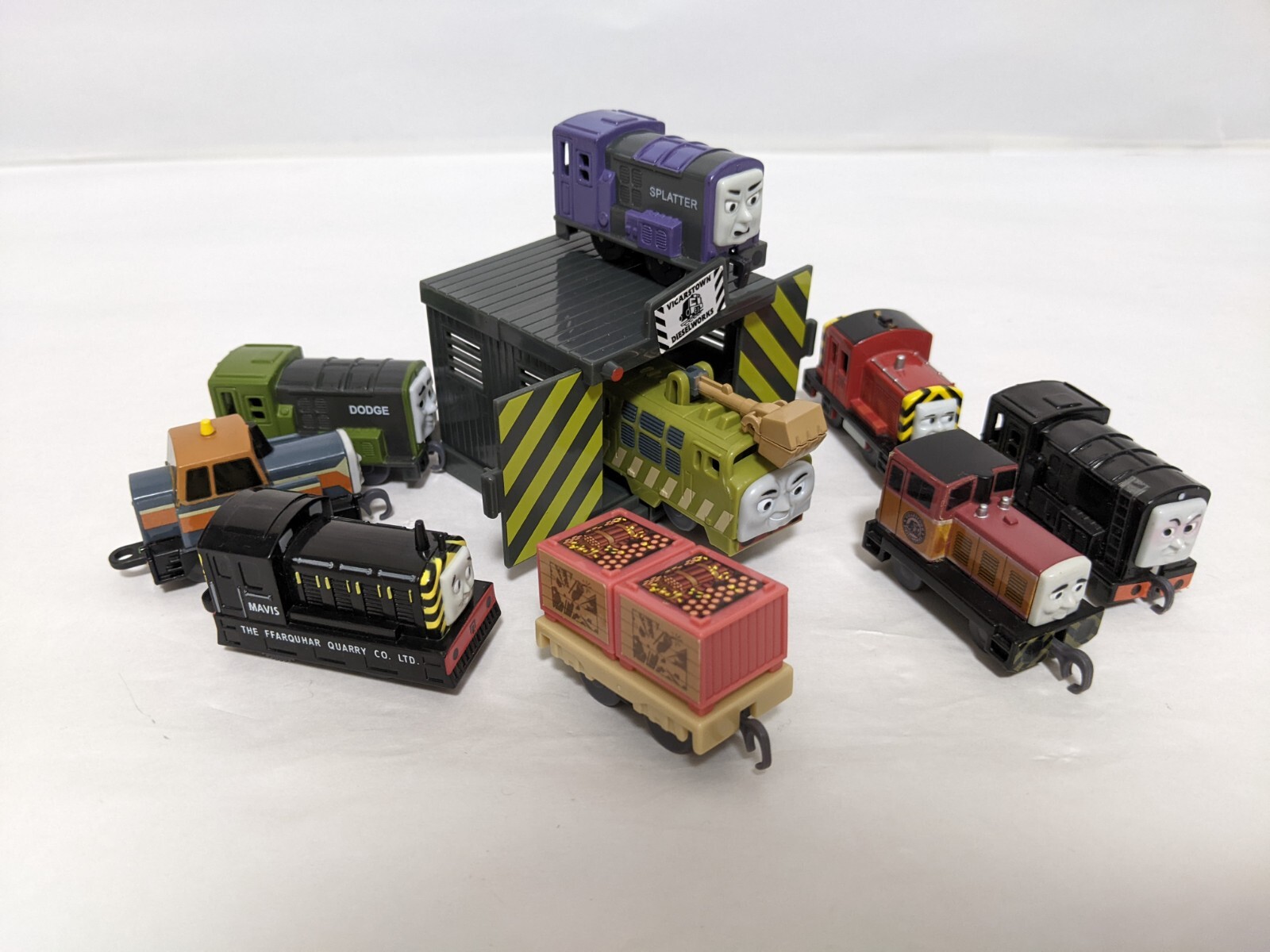 Thomas & Friends Capsule Plarail TOMY Friends of the Diesel Maintenance ...