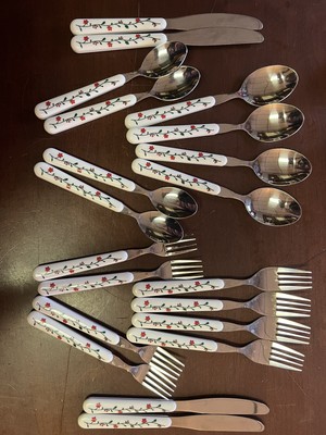 20 Piece Set Flatware 4 Place Settings of 5 Pieces Plastic Flower/Vine ...