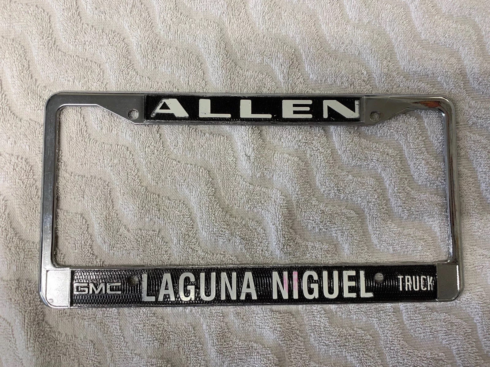 vtg ALLEN Laguna Niguel Metal GMC TRUCK License Plate Frame (Orange ...