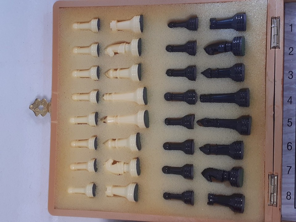 Vintage Magnetic Chess & Checkers Set by "Ajedrez y Damas" Boxed ...