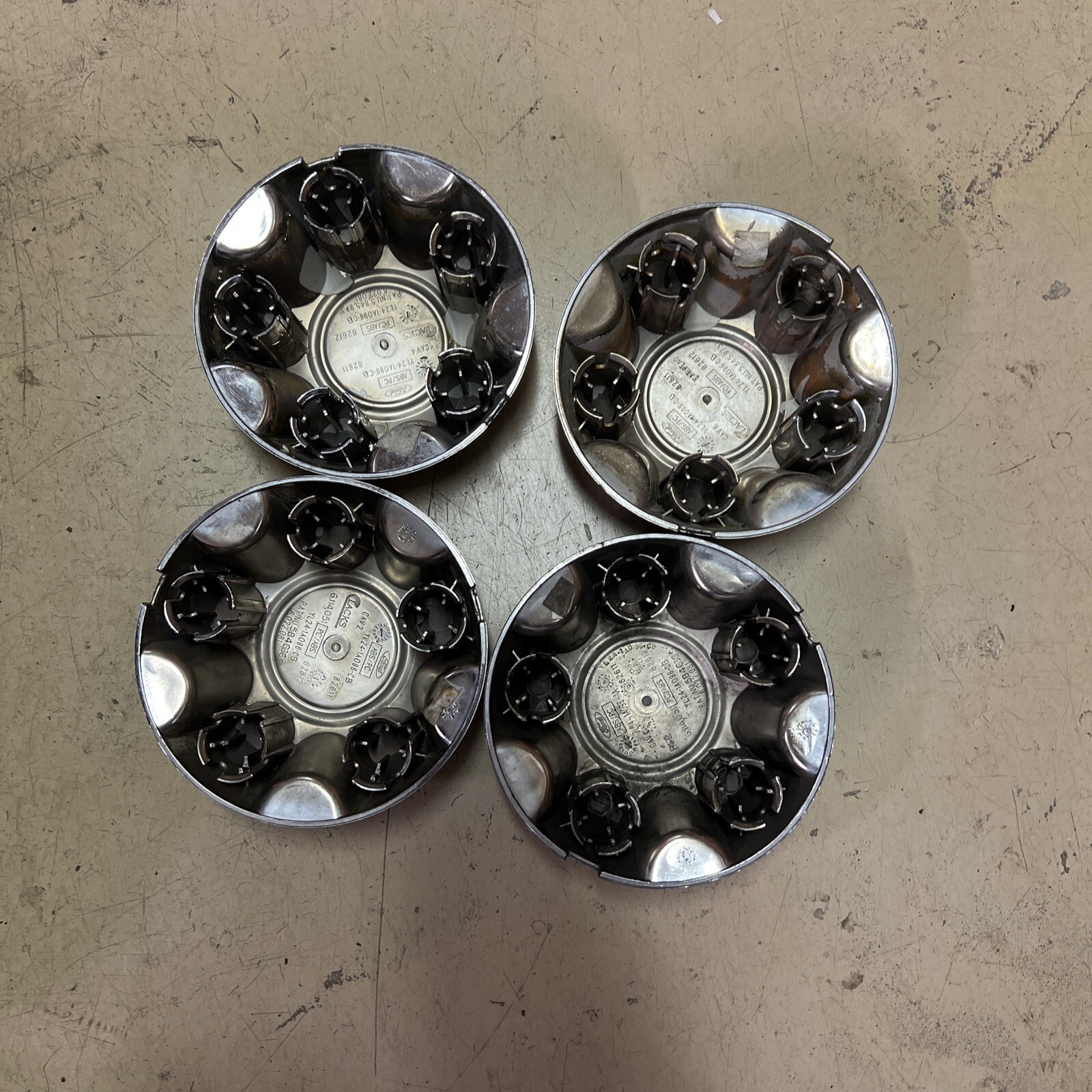 Set of 4 OEM 1998-02 Ford ranger Crown Vic P71 Police chrome Center ...