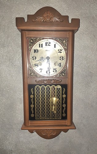 Vintage 1960s Alaron 31 Day Wind-Up Wooden Wall Clock W/Key Chimes Hr ...