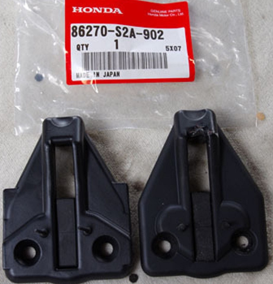 2x Honda Genuine 86270-S2A-902 S2000 F20C F22C1 AP1 AP2 Hardtop Striker ...