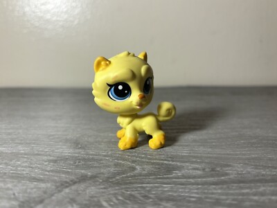 Littlest Pet Shop LPS # 251 LLIO FAIRMIST CHOW DOG | eBay