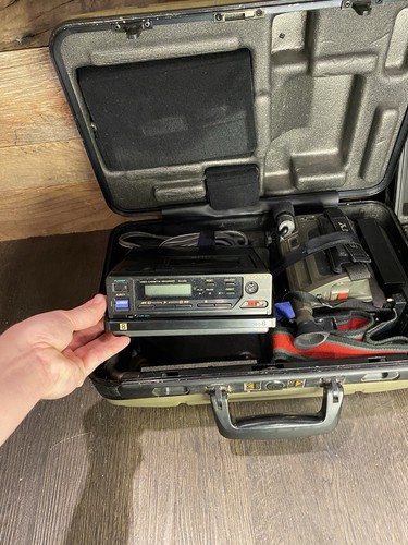 Sony Mini 8 Video CCD-M8u Recorder Player EV-C8u w Hard Case Camera Lot ...