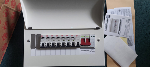 WYLEX CONSUMER UNIT METAL CLAD 11 WAY + ISOLATOR C/W 7 RCBO FUSEBOARD ...