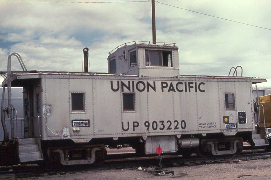Railroad Slide - Union Pacific #903220 Derrick Train Service Caboose ...