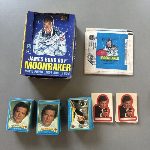 1979 Topps James Bond 007 Moonraker (2) Complete Sets 99 w/Display Box ...