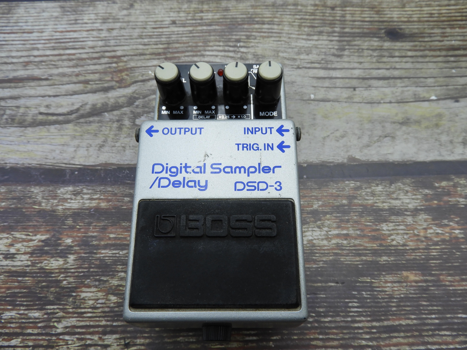 Boss DSD-3 Digital Sampler Delay Long Chip Guitar Bass Effects Pedal ...