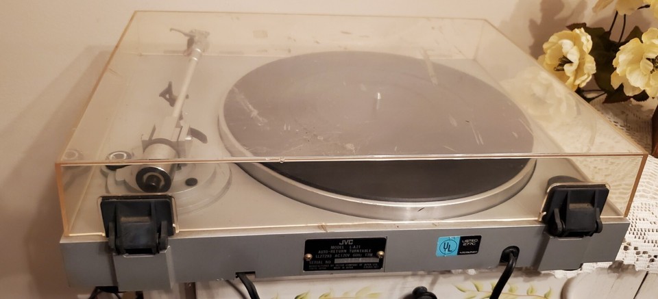 JVC L-A21 Auto Return Stereo Turntable With Dust Cover /FOR PARTS Needs ...