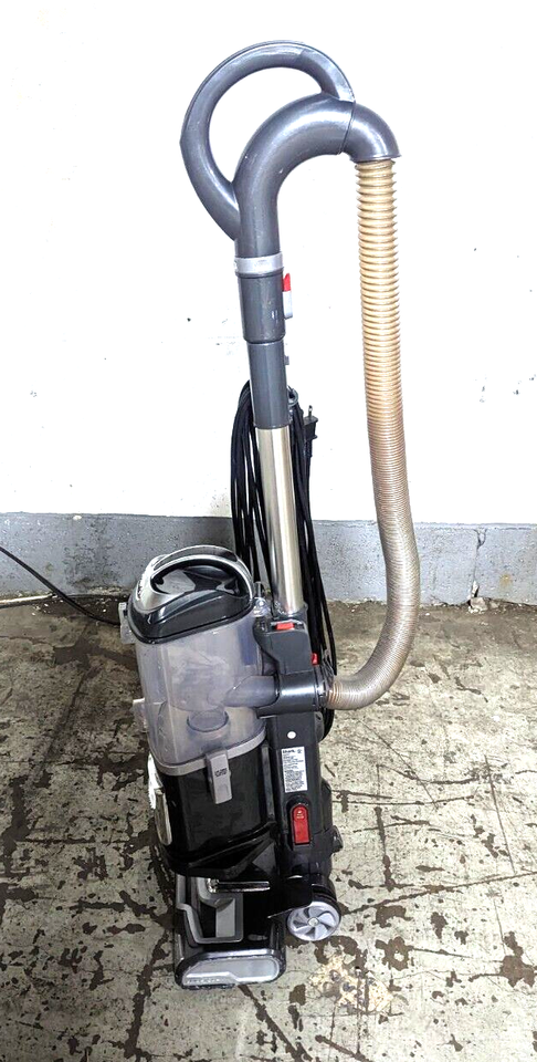 Shark Navigator Lift-Away Professional Upright Vacuum - UV540 | eBay