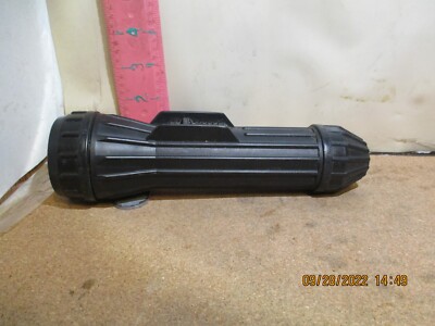 FULTON MILITARY STYLE FLASHLIGHT - BLACK , INCLUDES BATTERIES! | eBay