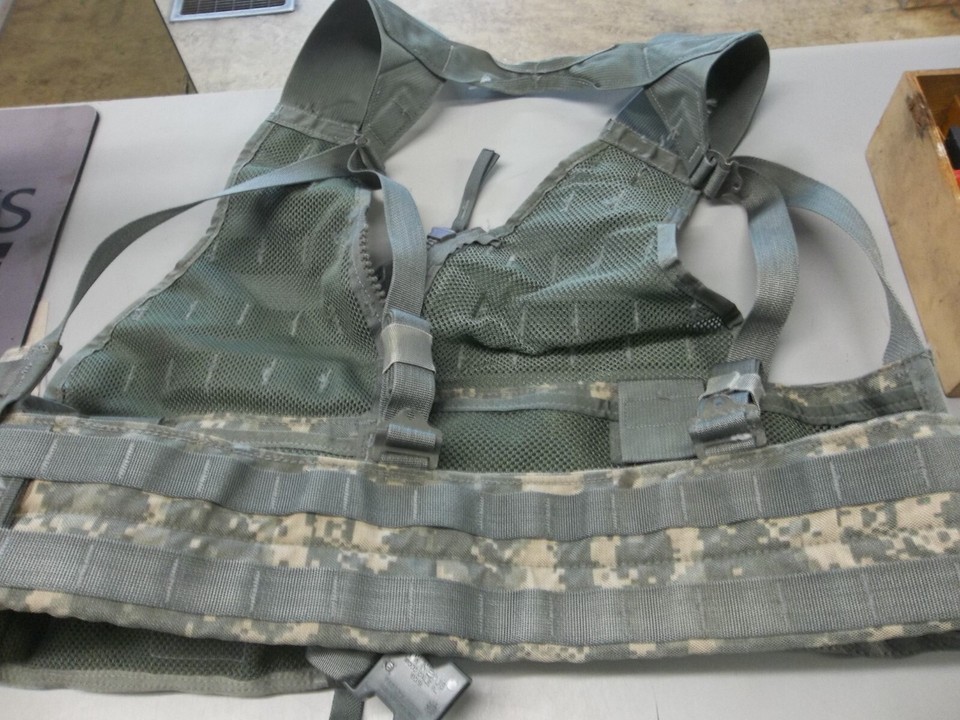 U.S. Army MOLLE II FLC Vest Fighting Load Carrier - ACU digital Camo | eBay