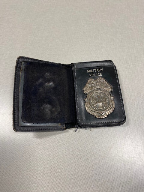 US Army Military Police Shield Badge Original Genuine Leather Wallet ...