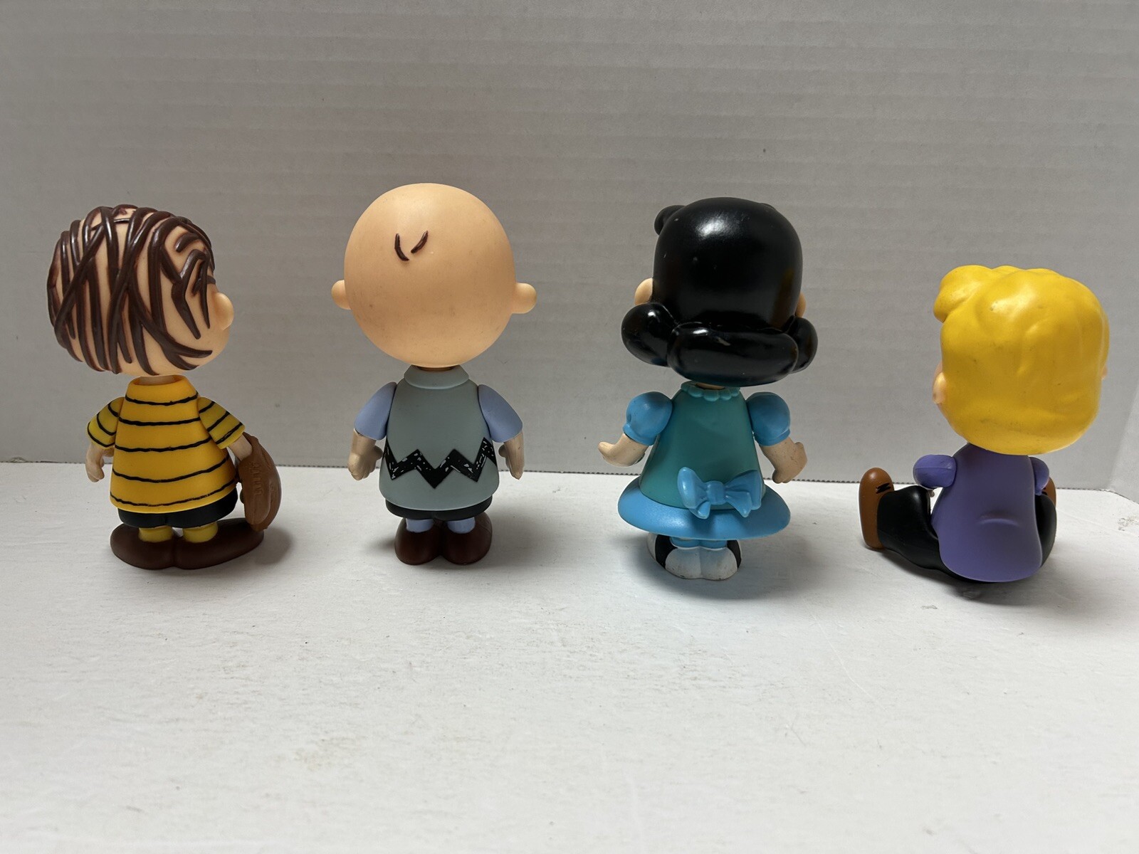 Memory Lane Peanuts Charlie Brown, Lucy, Schroeder, Linus Poseable ...