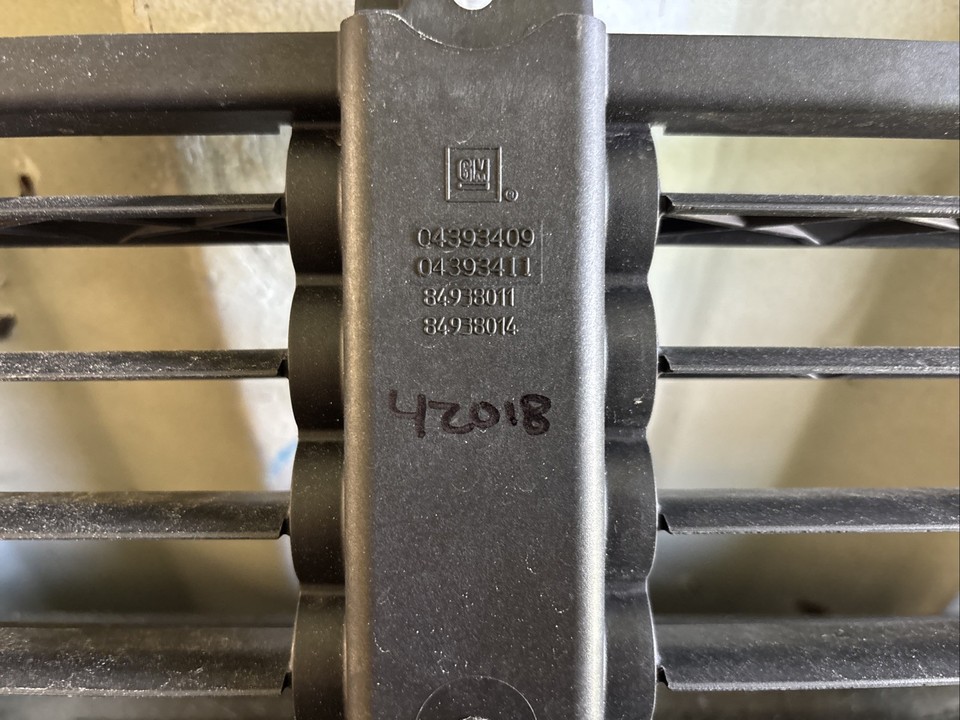 Used OEM 20-24 Enclave Terrain Equinox Traverse Upper Radiator Shutter ...